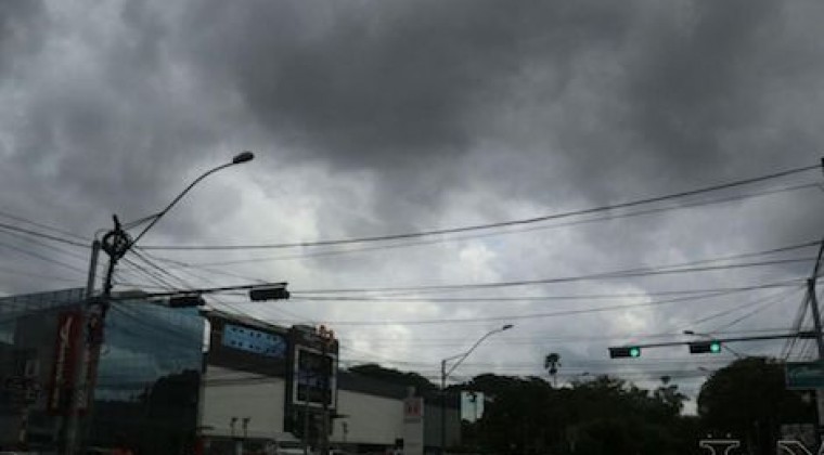 Diario HOY | Chaparrones, tormentas y mucho calor para hoy