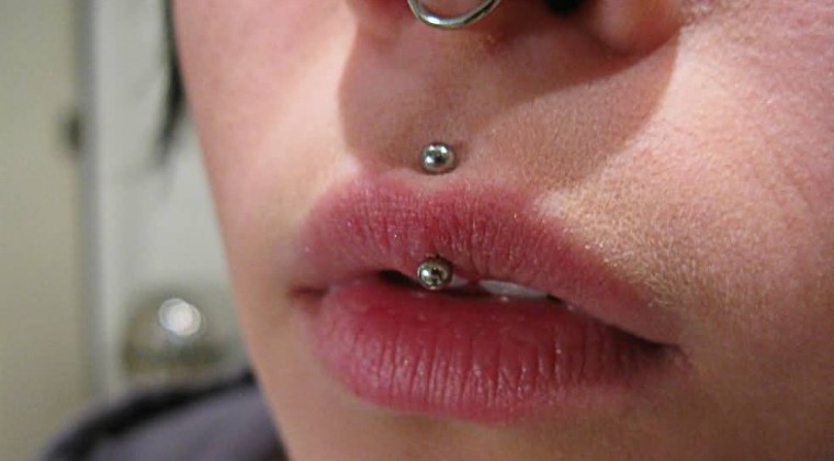 Diario HOY | “El uso del piercing es considerado como una enfermedad ...