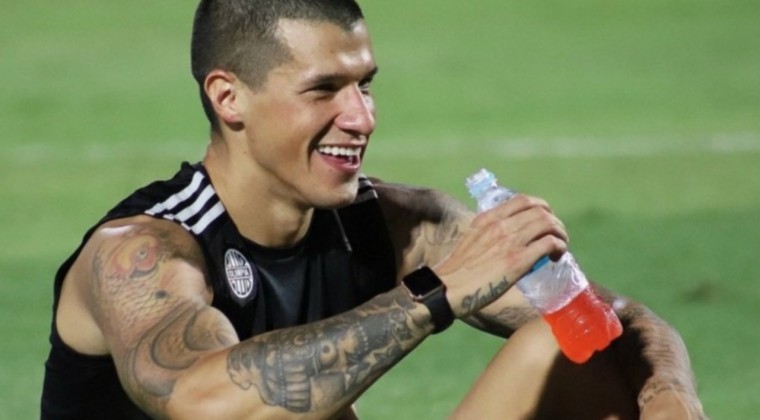 Diario HOY | Está todo listo para que Alan Benítez pase a Cerro Porteño