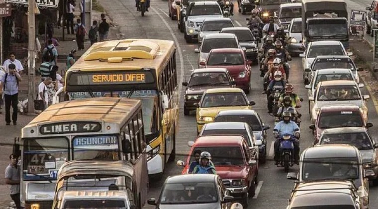 Diario HOY | Más vehículos, más tráfico y las mismas calles de siempre ...