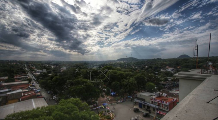 Diario HOY | Anuncian chaparrones y una máxima de 36ºC