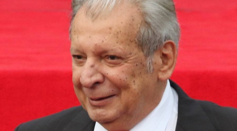 Diario HOY | Calé anuncia que no se presentará más a cargos electivos