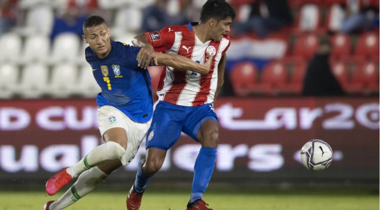 Diario HOY | Desde Italia insisten en fichar a Robert Rojas